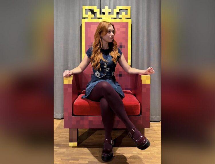Minecraft’s Shelby Graces Fan Frenzy With Mysterious Throne Photo ...