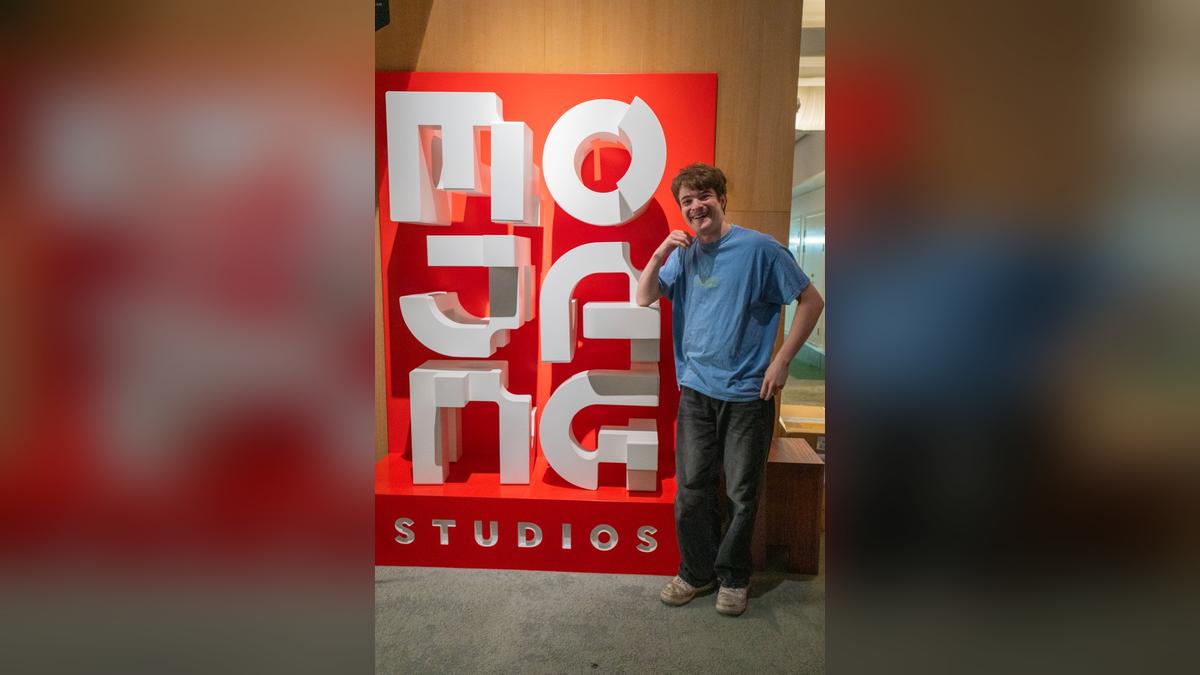 Minecraft Streamer Tubbo Joins Mojang Team In Shocking Hire | Happy Gamer